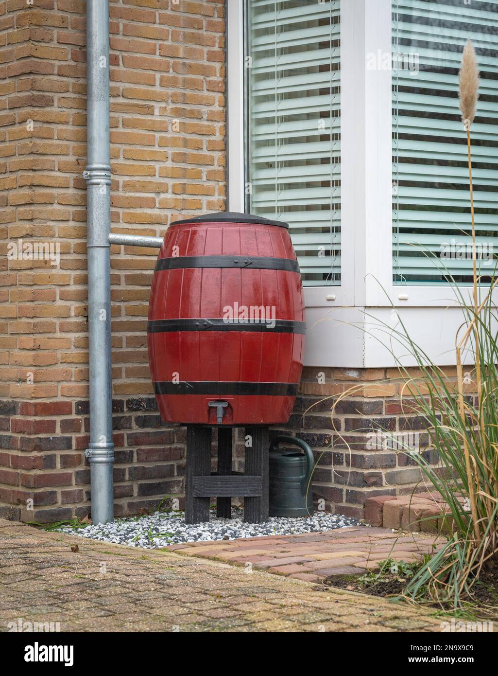 Saving rain water hi-res stock photography and images - Alamy