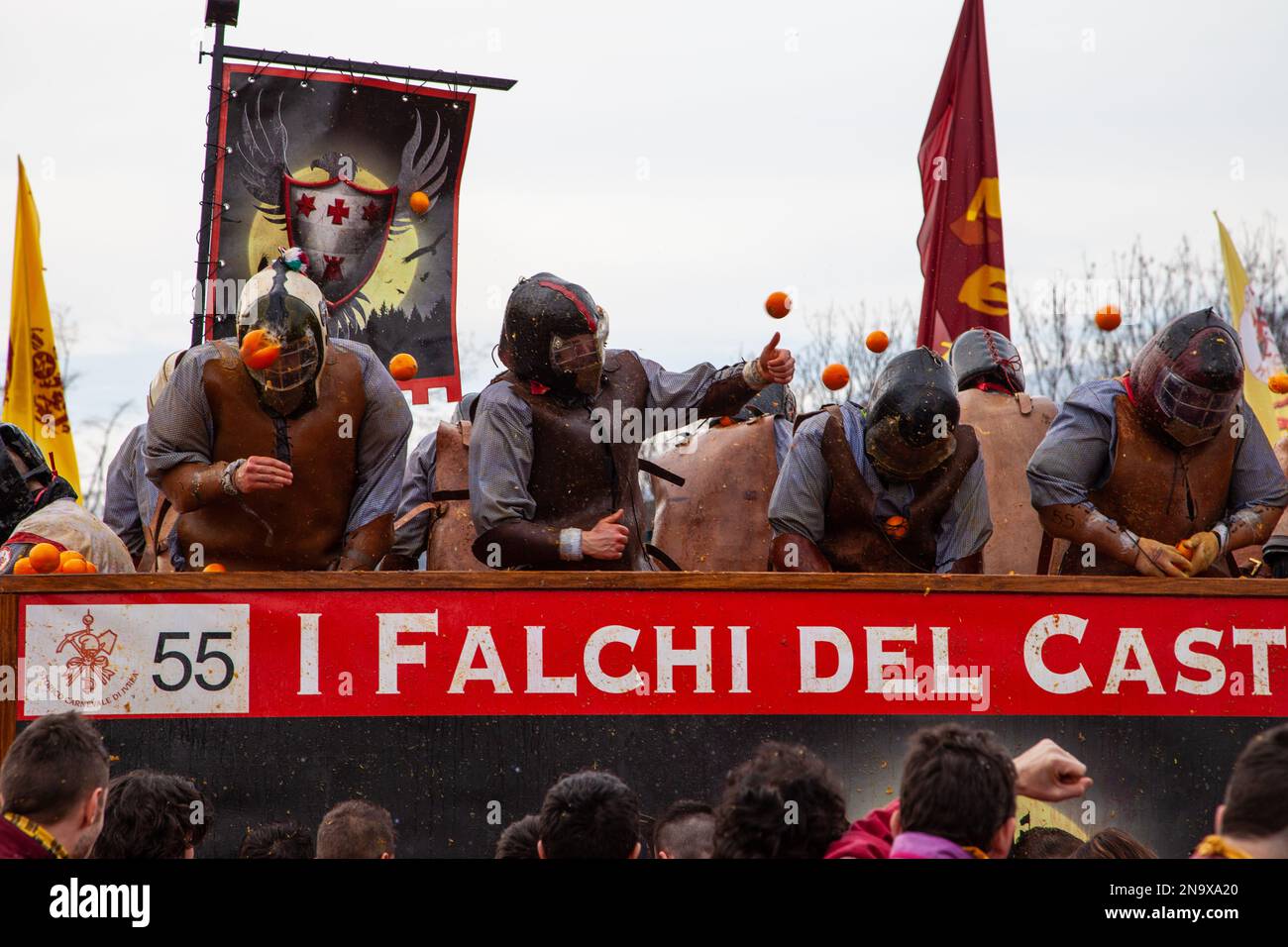 The traditional battle of the oranges, Ivrea Carnival , Turin, Piedmont ...