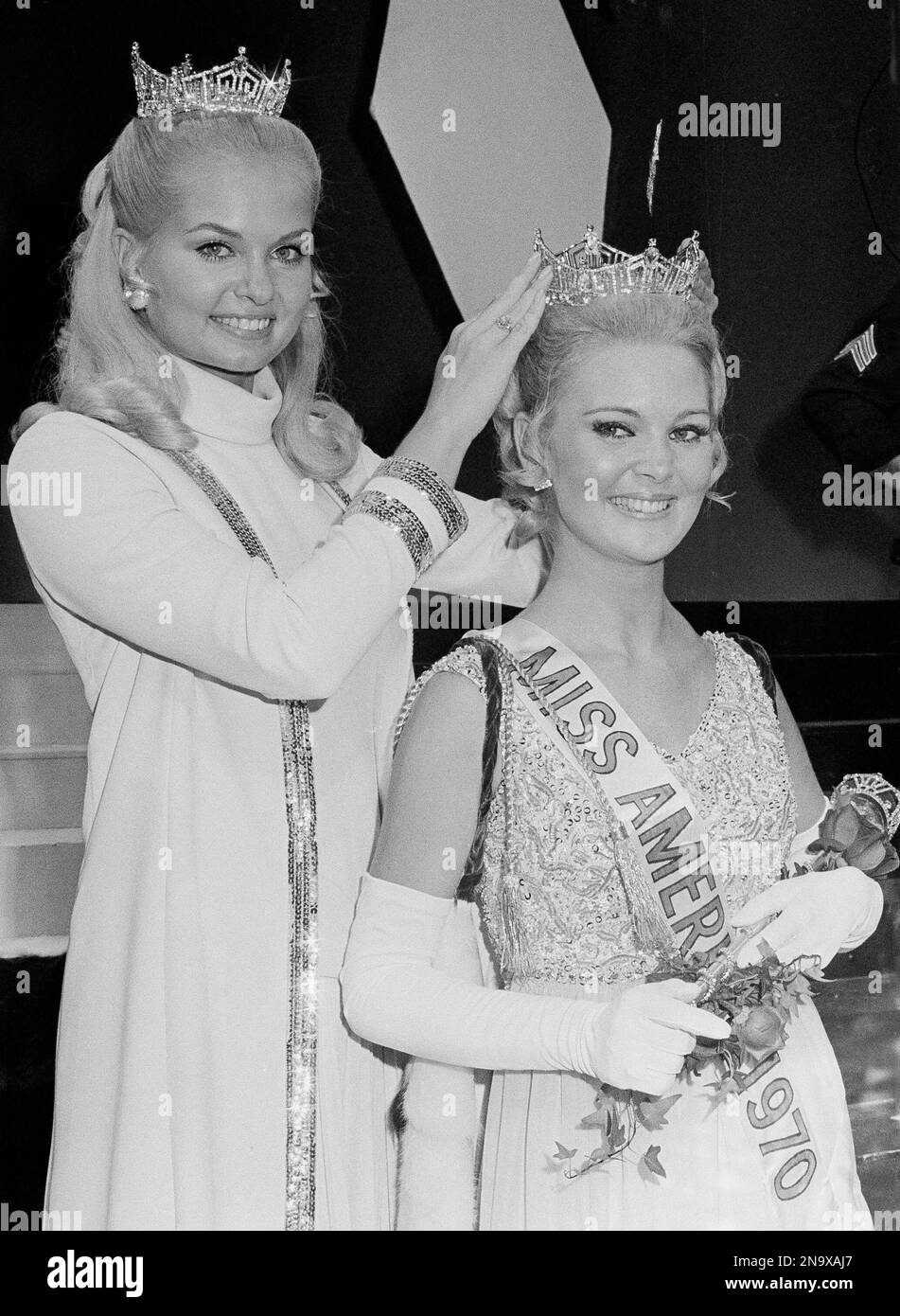 Pamela Anne Eldred, 21-year-old from Michigan, is crowned Miss America ...