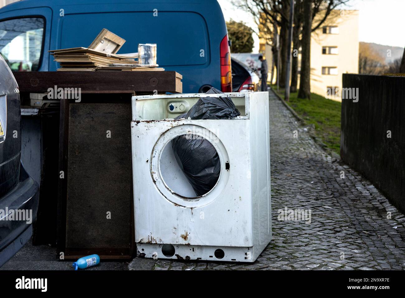 Lixo domestico hi-res stock photography and images - Alamy