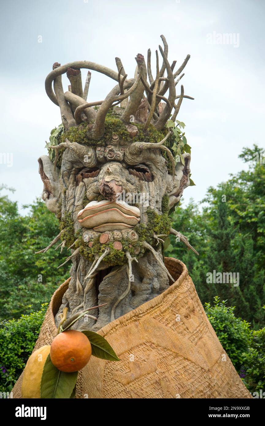 'Winter', a monumental plant sculpture by artist Philip Haas at the ...