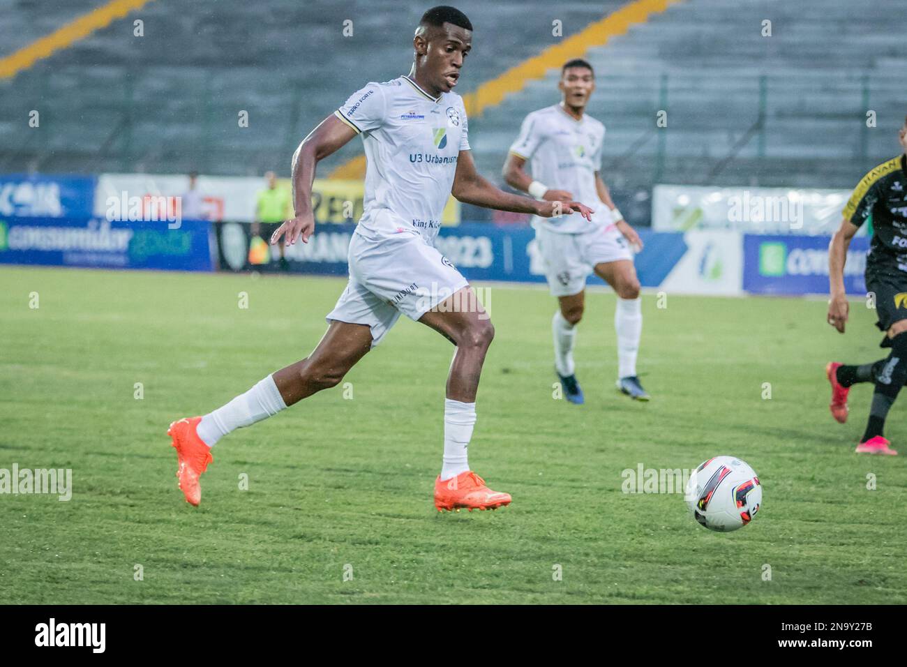 PR - Maringa - 02/12/2023 - PARANAENSE 2023, ARUKO X CASCAVEL Photo ...