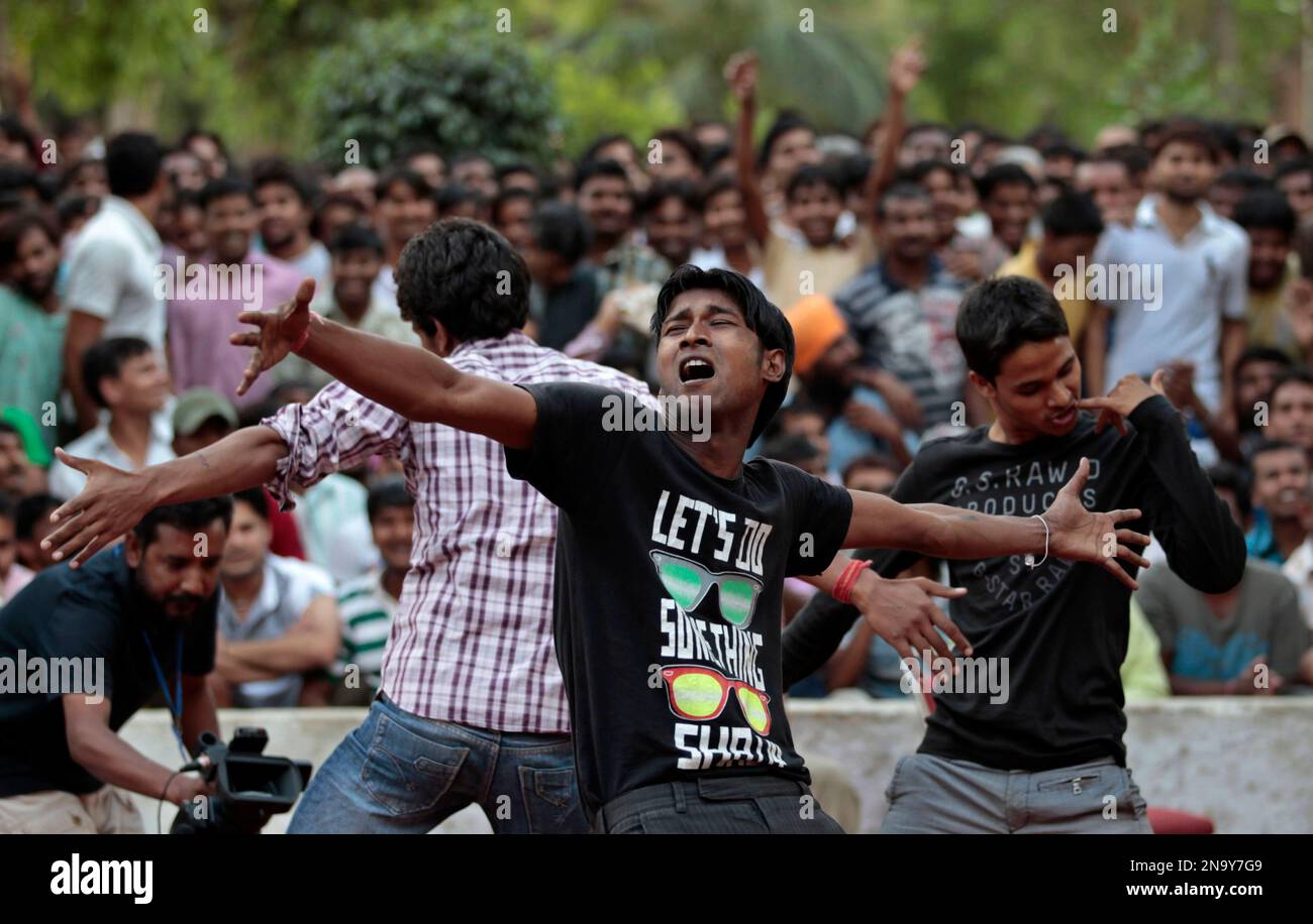 Inmates of Tihar jail, the largest complex of prisons in South Asia ...