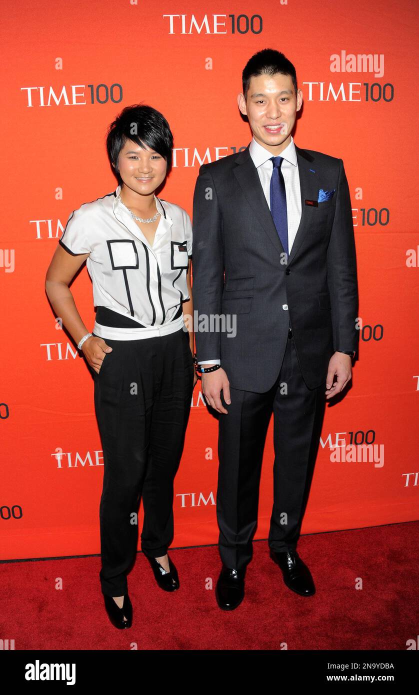 Taiwanese professional golfer Yani Tseng, left, and professional ...