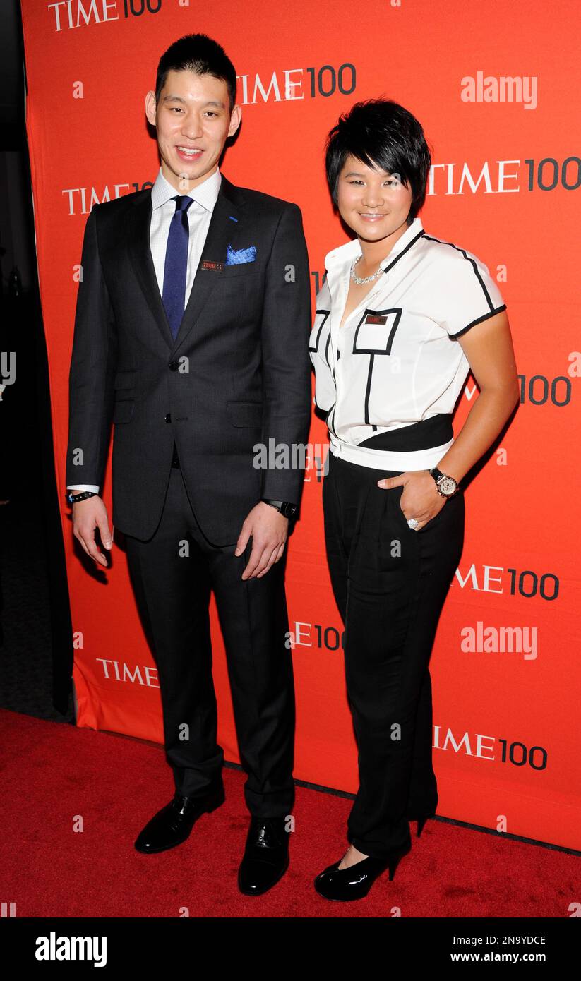 Taiwanese professional golfer Yani Tseng, left, and professional ...