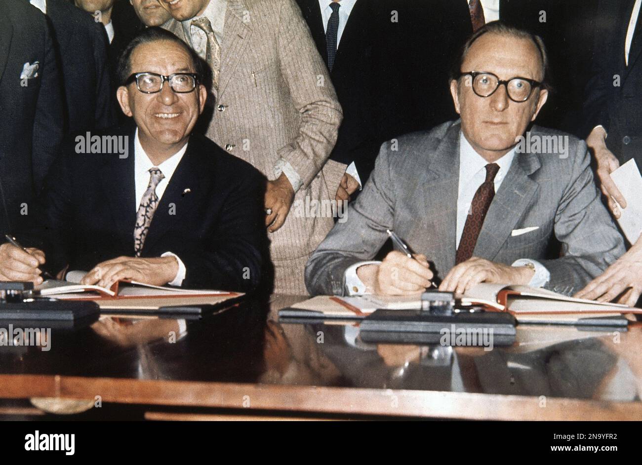 Prime Minister of Malta Dom Mintoff, left, and Britain's Defence ...