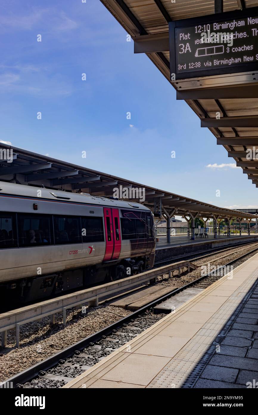 Coventry train station hi-res stock photography and images - Alamy