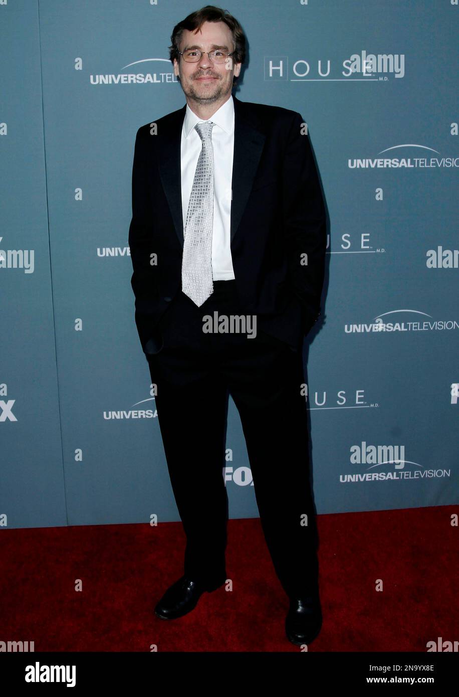 Cast member Robert Sean Leonard arrives at the "House" series finale ...