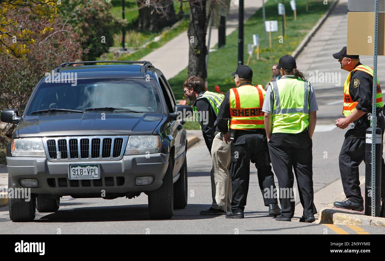 Boulder County Sheriff's deputies and University Police check occupants ...