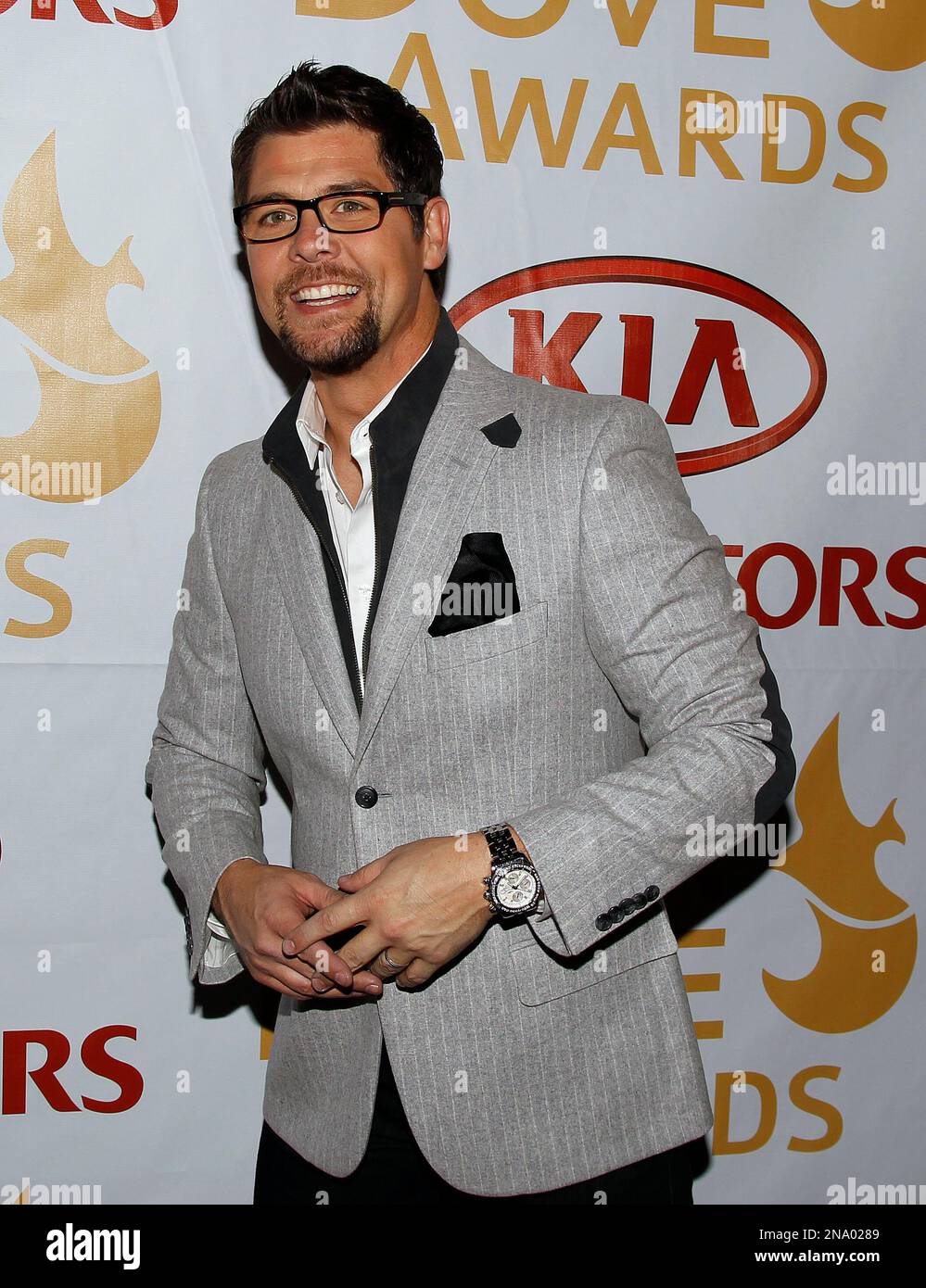 Gospel recording artist Jason Crabb jokes with photographers as he ...
