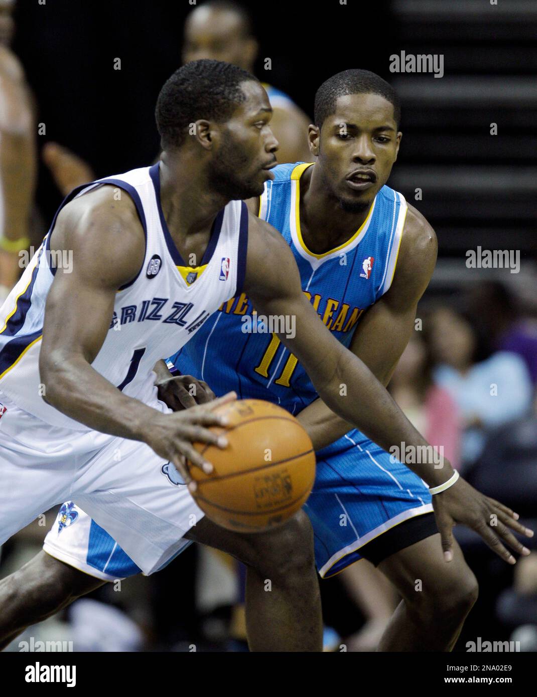 New Orleans Hornets guard Jerome Dyson (11) defends against Memphis ...