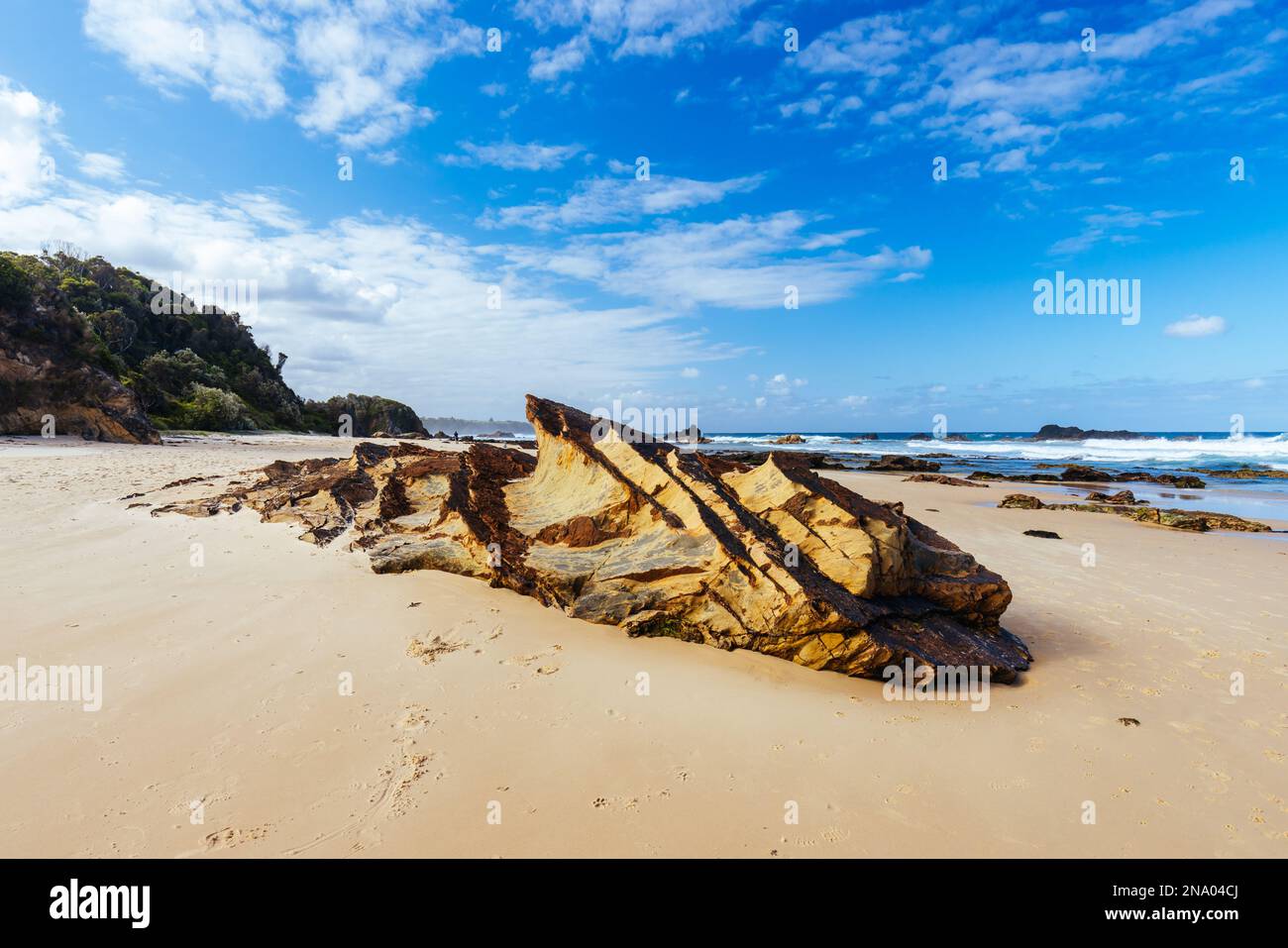 Glasshouse rocks in narooma hi-res stock photography and images - Alamy