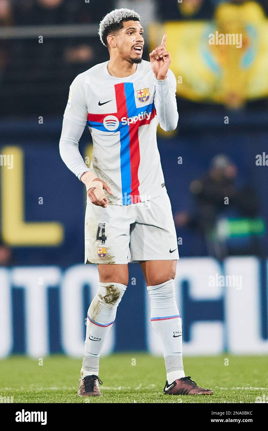 Ronald Araujo (FC Barcelona, #4 Stock Photo - Alamy