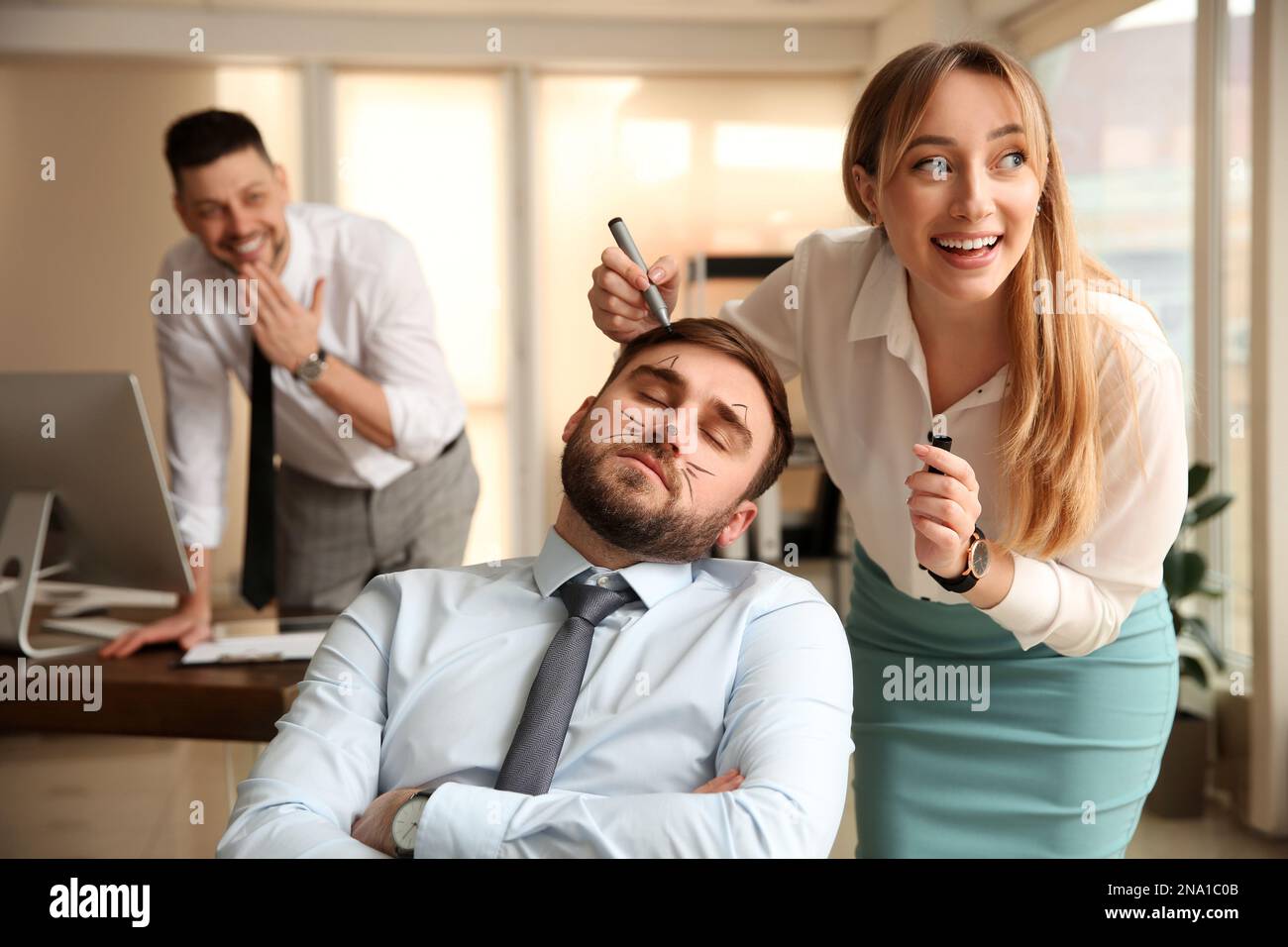 Drawing on sleeping face prank hi-res stock photography and images - Alamy