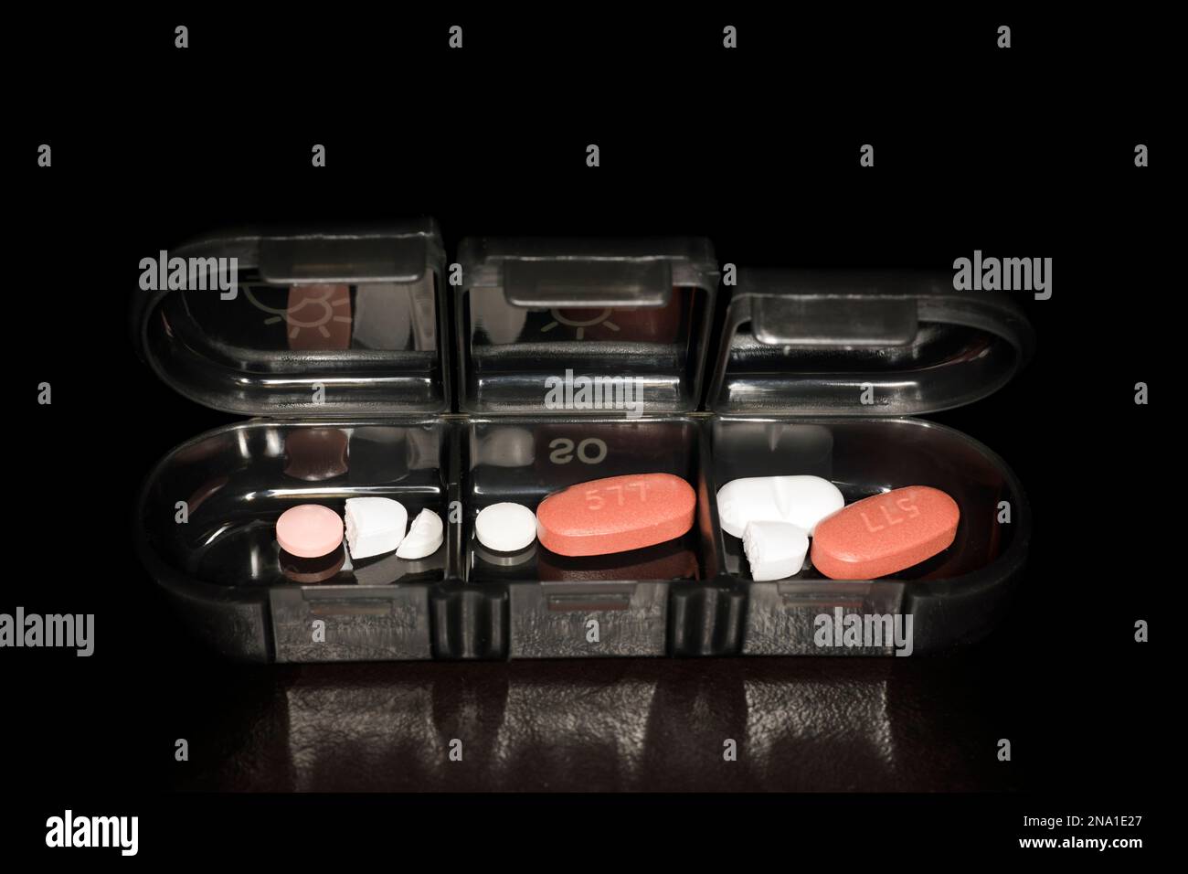 Pill organizer hi-res stock photography and images - Alamy