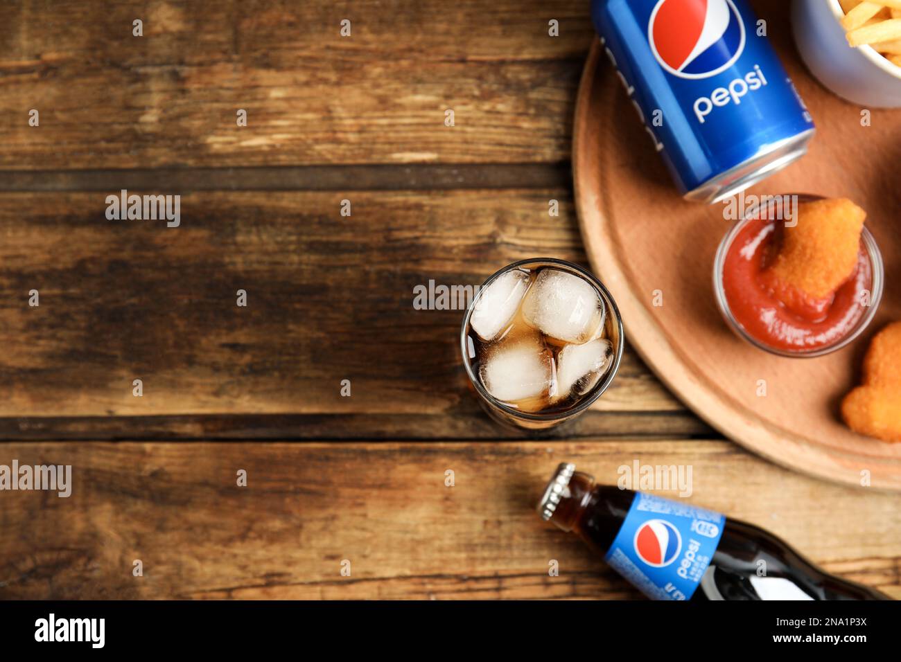 Pepsi drinks hi-res stock photography and images - Alamy