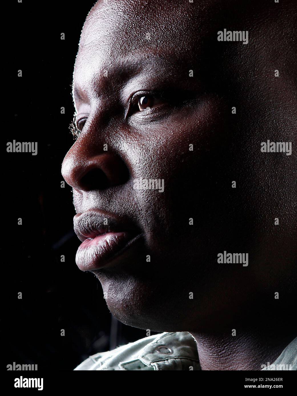 Actor Steve Harris poses for a portrait Apr. 2, 2012 in New York. (AP ...
