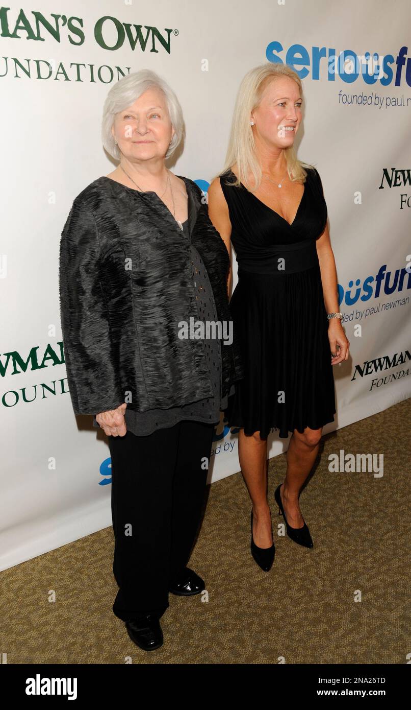 Actress Joanne Woodward, left, and daughter Clea Newman Soderlund ...