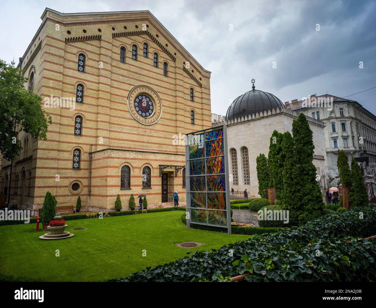 The Great Synagogue in Dohany Street, the largest Synagogue in Europe ...