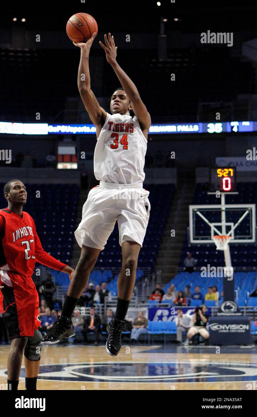 Beaver Falls' Sheldon Jeter (34) plays in the PIAA class AA boys state ...