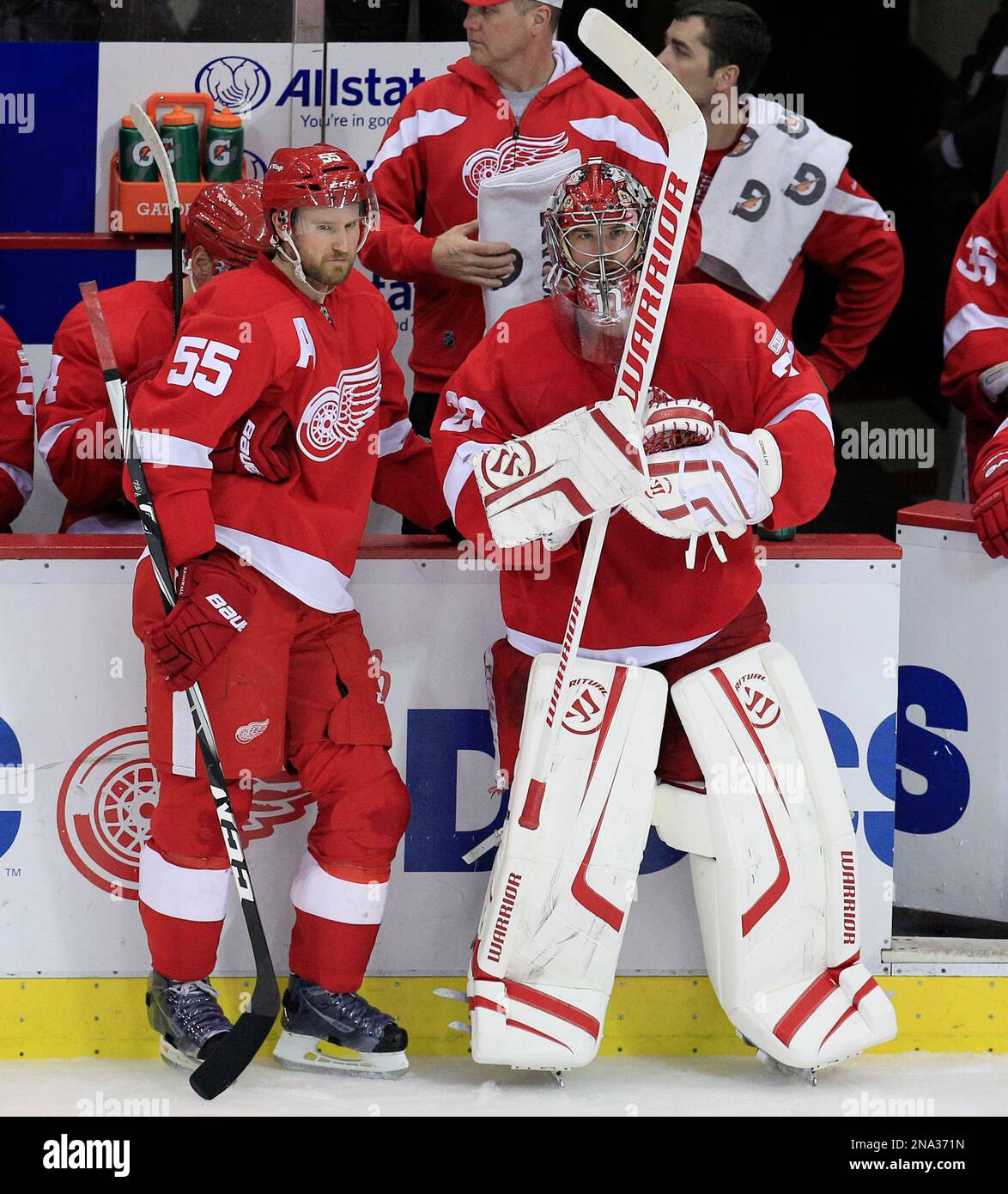 Detroit Red Wings defenseman Niklas Kronwall (55) of Russia and goalie ...