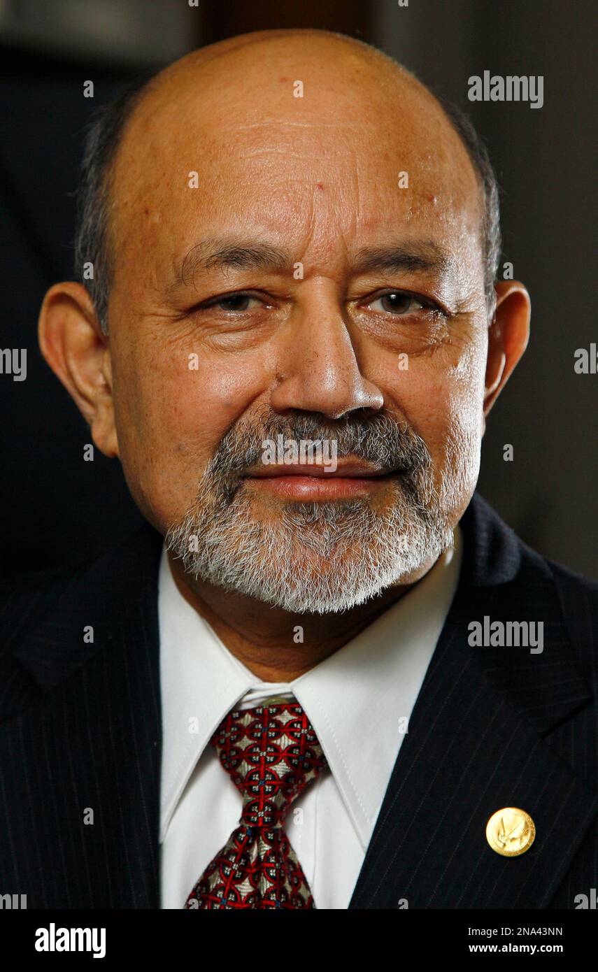 Professor B. Jayant Baliga, Distinguished Professor of Electrical ...