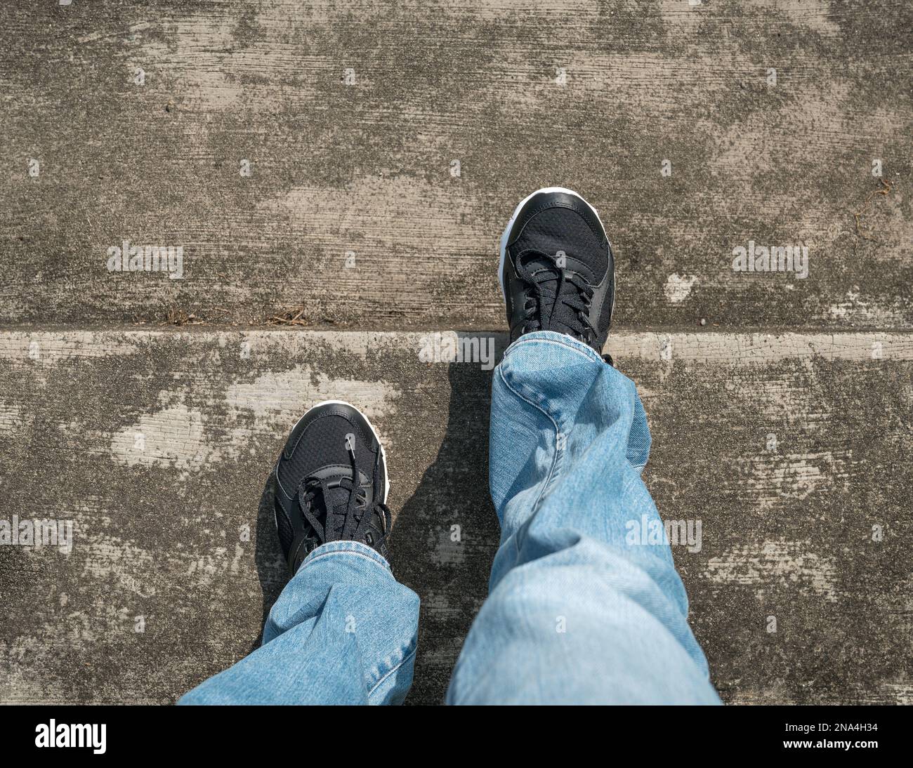 Jeans denim legs walking hi-res stock photography and images - Alamy