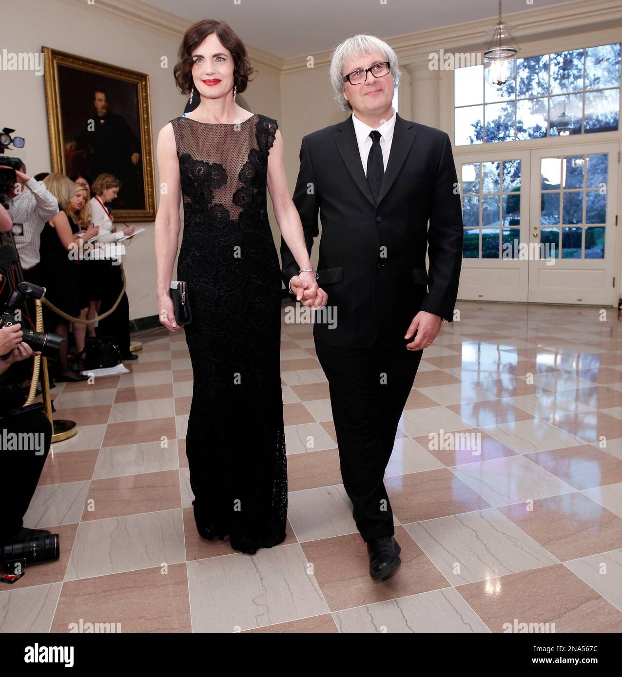 Actress Elizabeth Lee McGovern, left, and Simon Adam Curtis arrive at ...