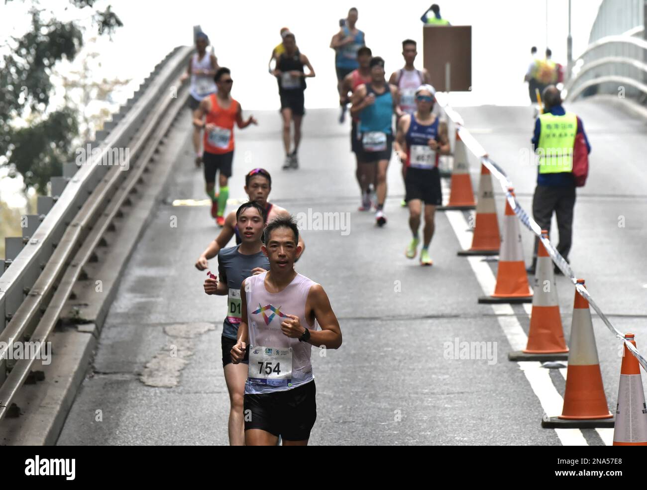 37,000 runners from the special administrative region and overseas take ...
