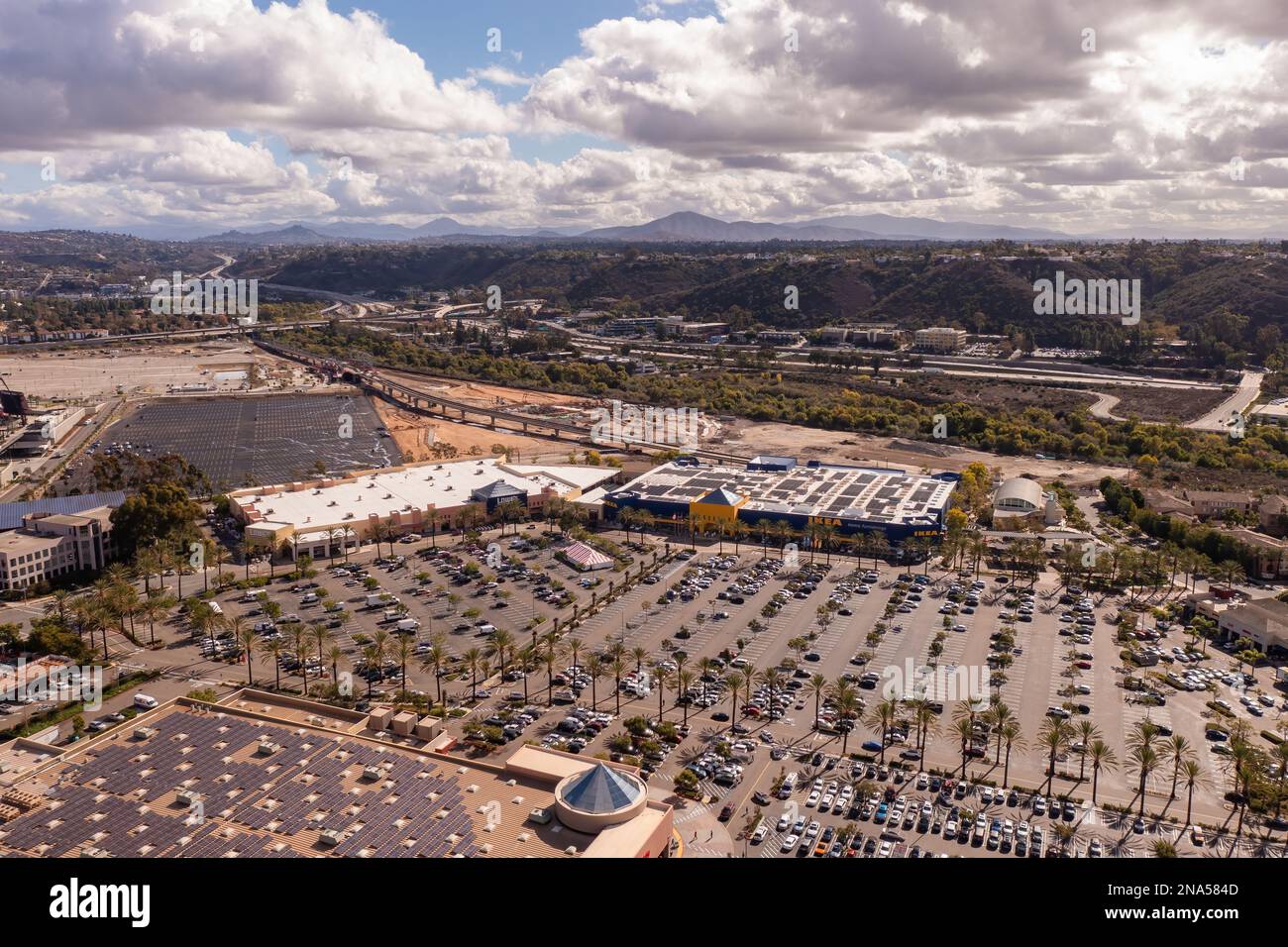 Home improvement marketplace hi-res stock photography and images - Alamy