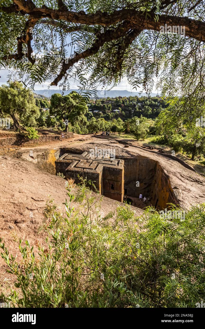 Biete Ghiorgis (House of Saint George) Ethiopian Orthodox underground ...
