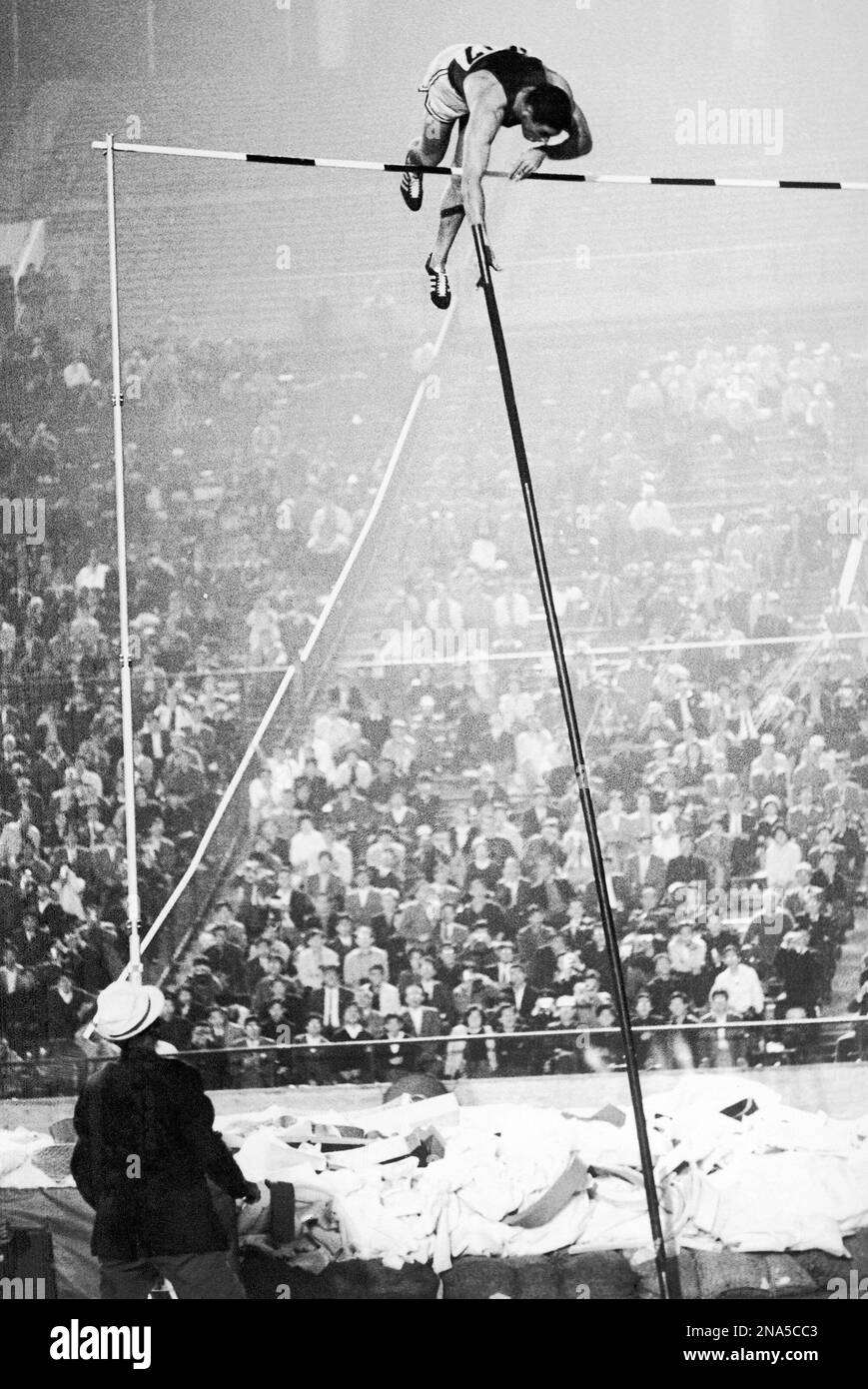 American athlete Fred Morgan Hansen clears the bar to win the gold ...