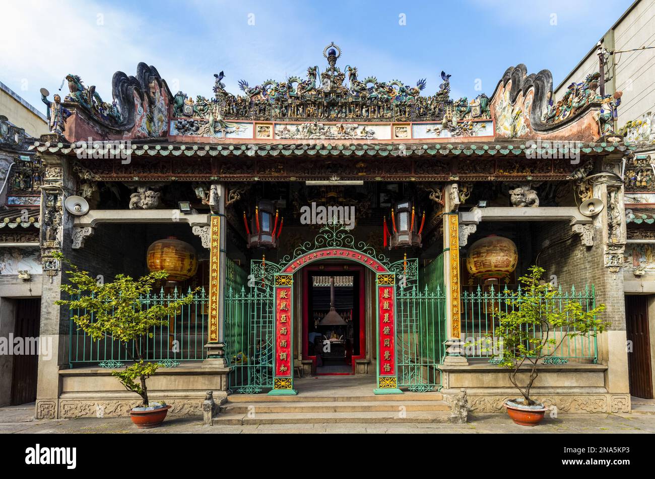 Thien Hau Temple, Ho Chi Minh City, Vietnam Stock Photo - Alamy