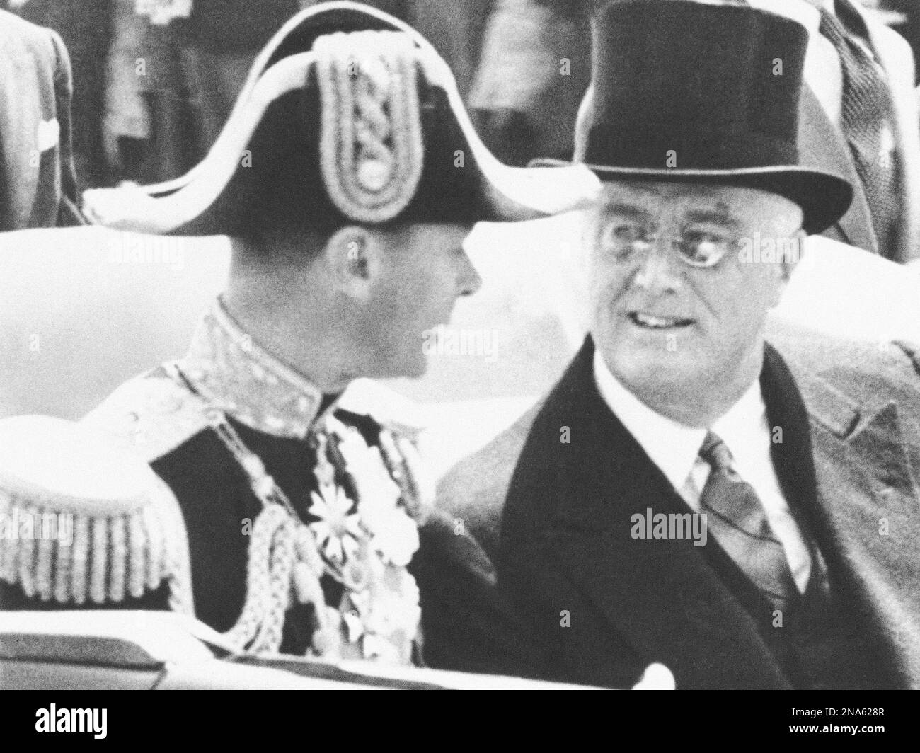President Franklin D. Roosevelt and King George VI ride along ...