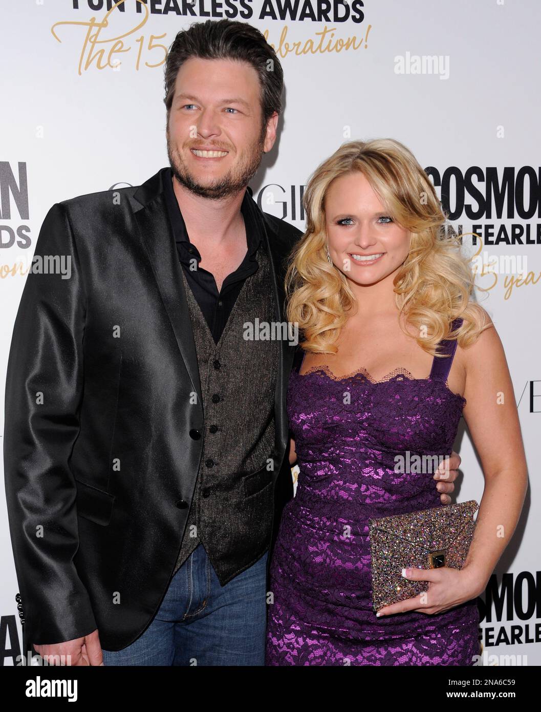 Honoree, country singer Blake Shelton, left, and wife, singer Miranda ...