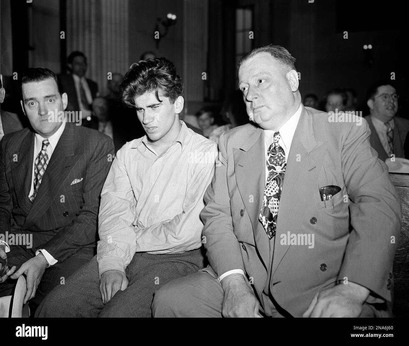 FILE - In this July 2, 1946 file photo, William Heirens, center, a 17 ...