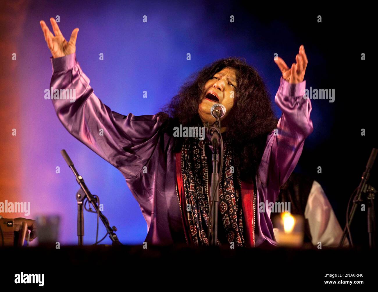Legendary Sufi singer Abida Parveen of Pakistan performs to a sold-out ...