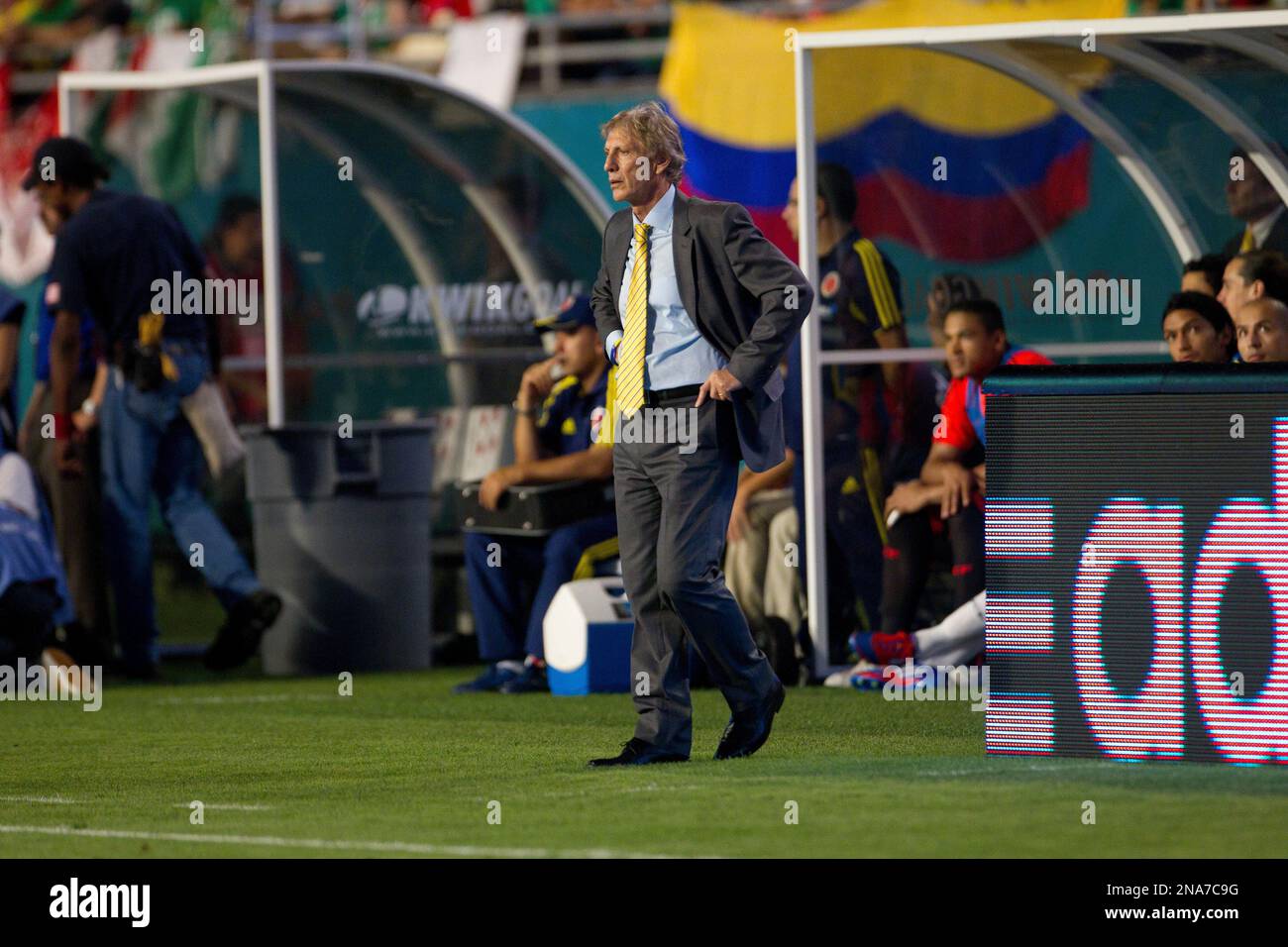 Colombian coach Jose Pekerman reacts during the first period of the ...