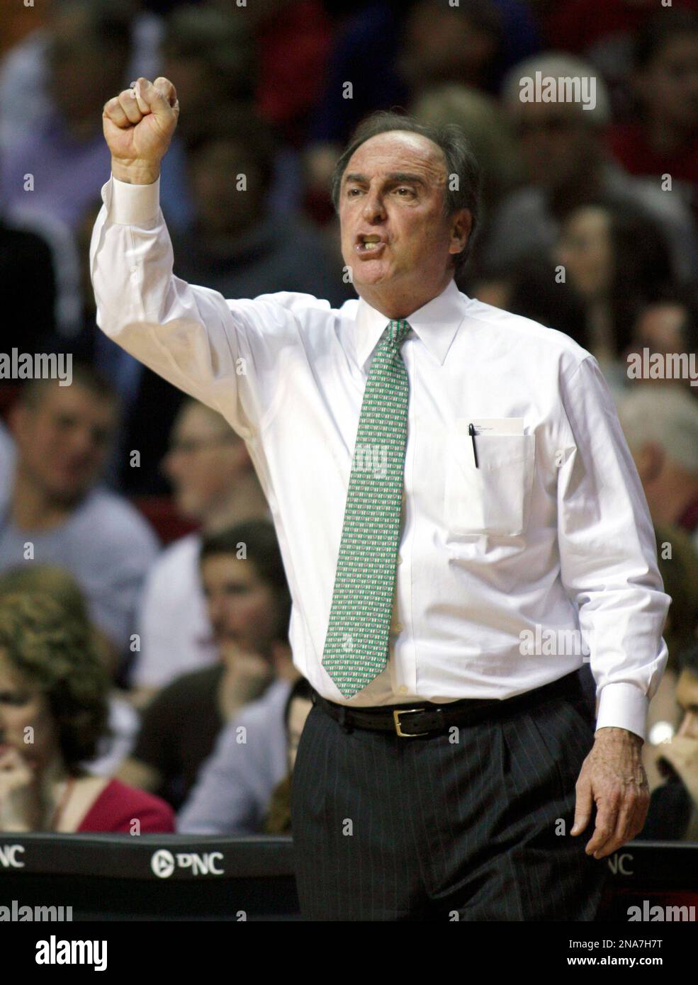 Temple coach Fran Dunphy call a play against Massachusetts during ...