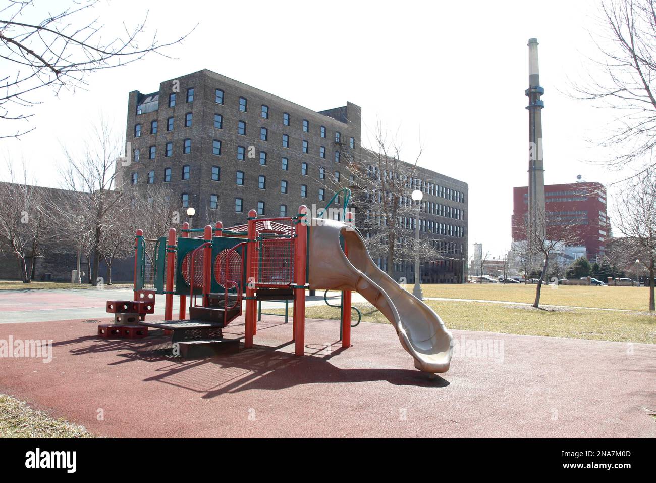 Midwest Generation's Fisk Generating Station, a coal-fired power plant ...