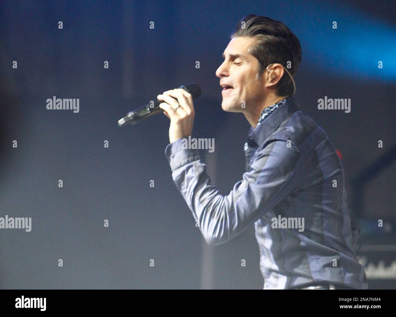 Jane's Addiction lead vocalist Perry Farrell performs at the Rolling ...