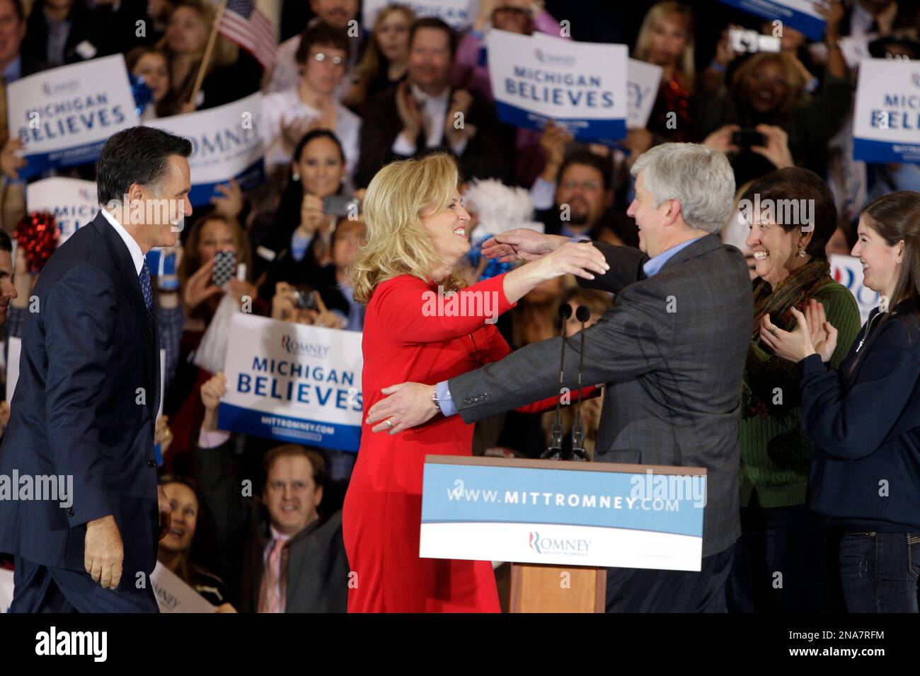 Michigan Gov. Rick Snyder, right, greets Ann Romney and Republican ...