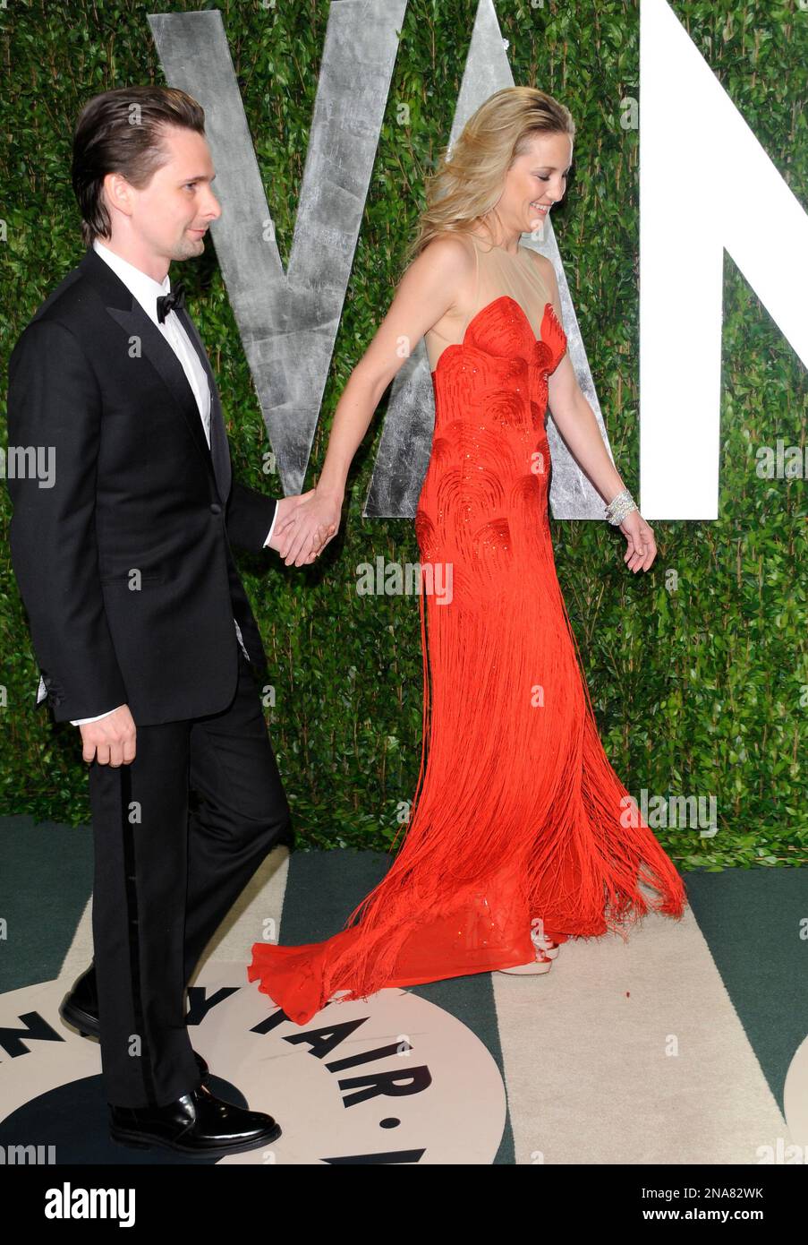 Actress Kate Hudson and fiancé Matthew Bellamy arrive at the Vanity ...