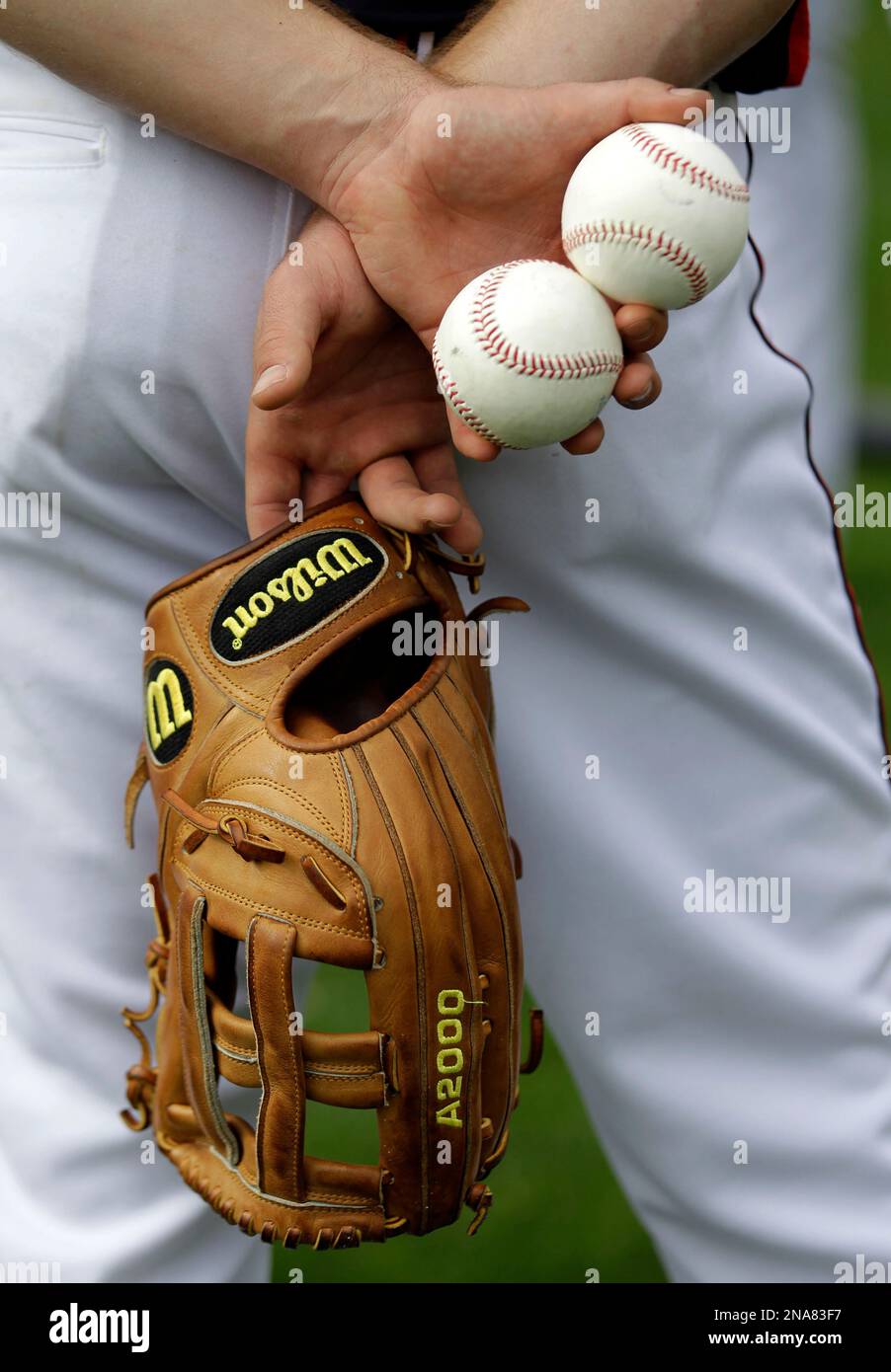 Atlanta Braves non-roster invitee outfielder Todd Cunningham holds ...