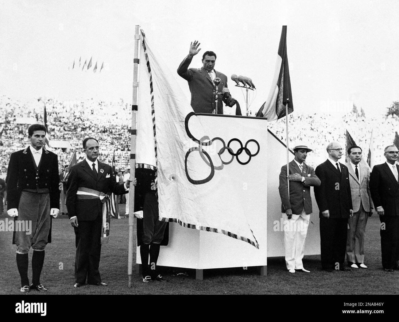 Italian veteran athlete Adolfo Consolini takes the Olympic Oath on ...
