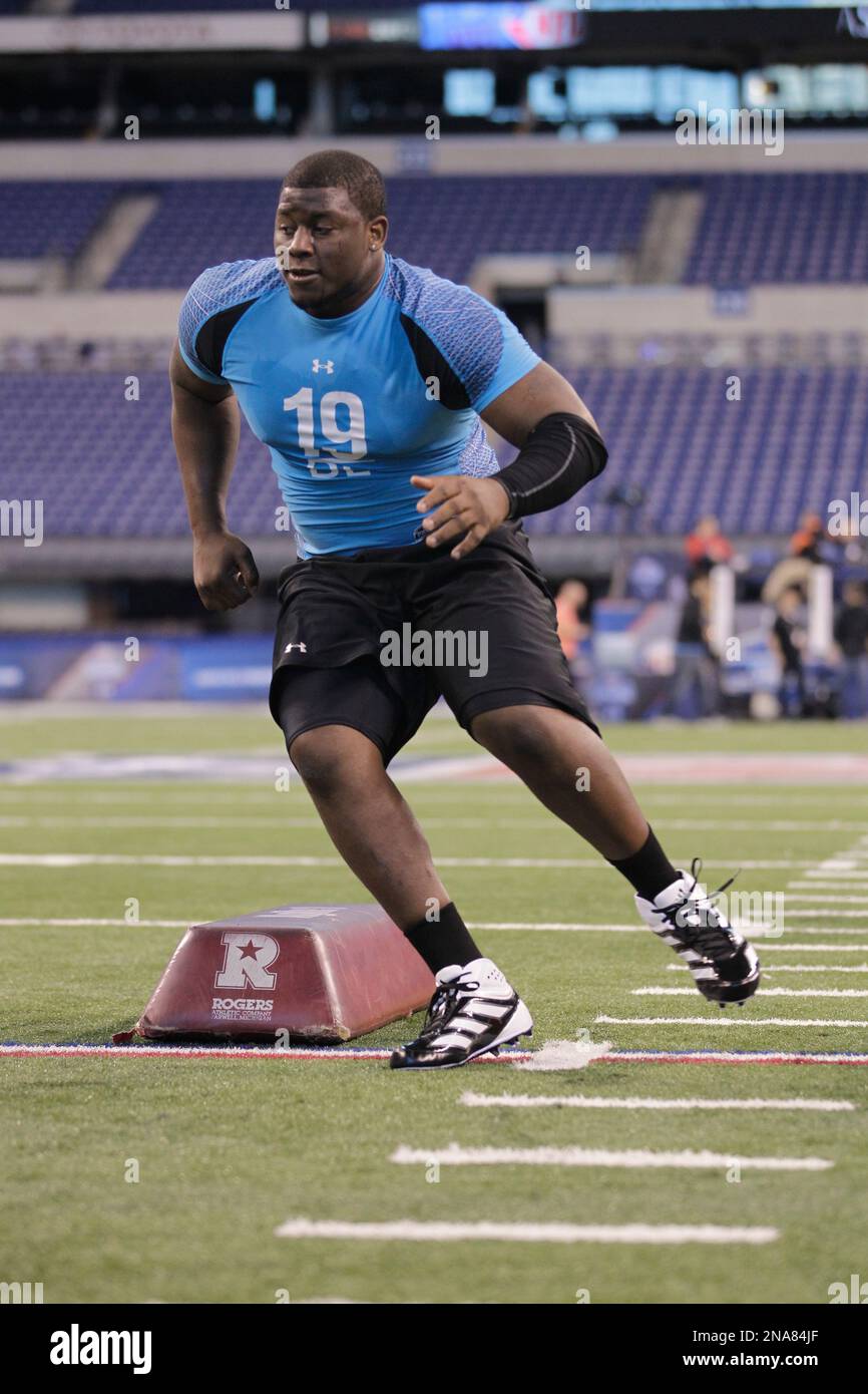Missouri defensive lineman Dominique Hamilton runs a drill at the NFL ...