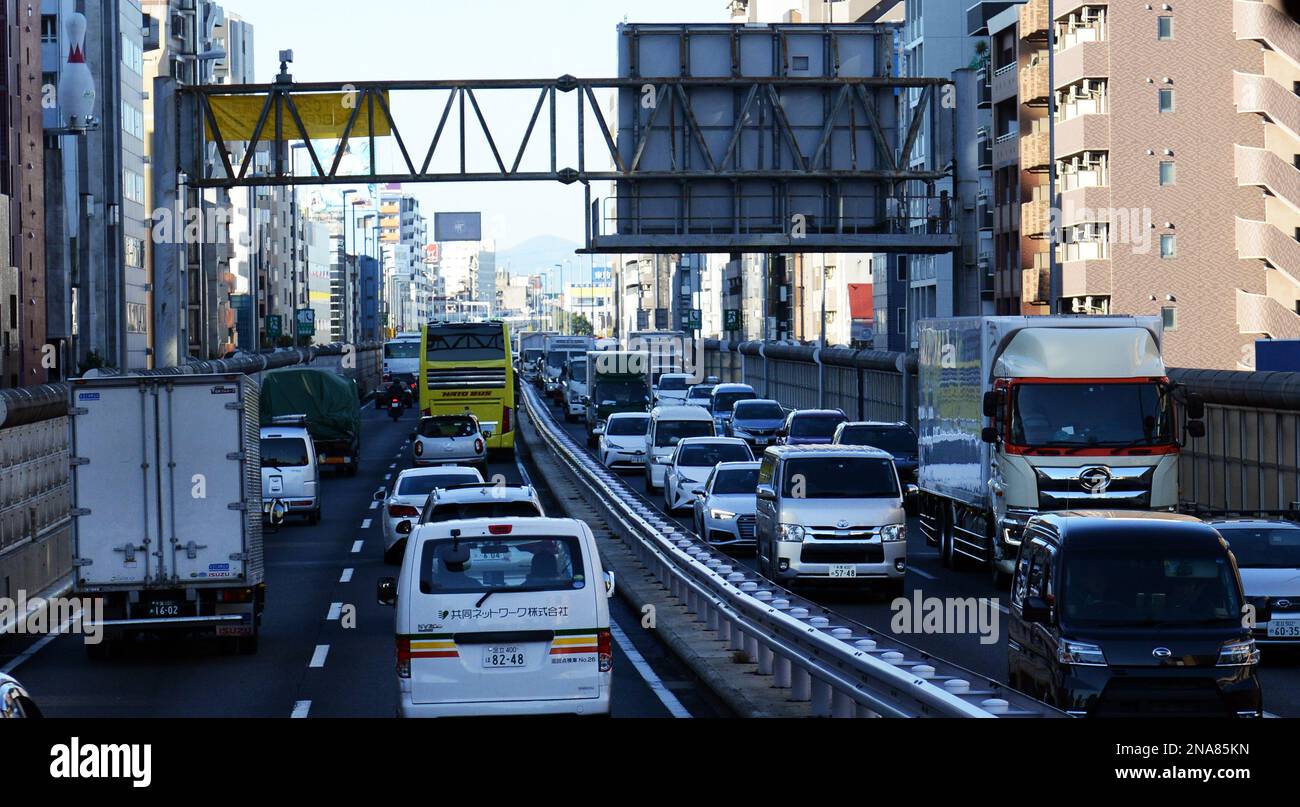 Driving on the Chuo Expressway on the way from Tokyo to Yamanashi ...