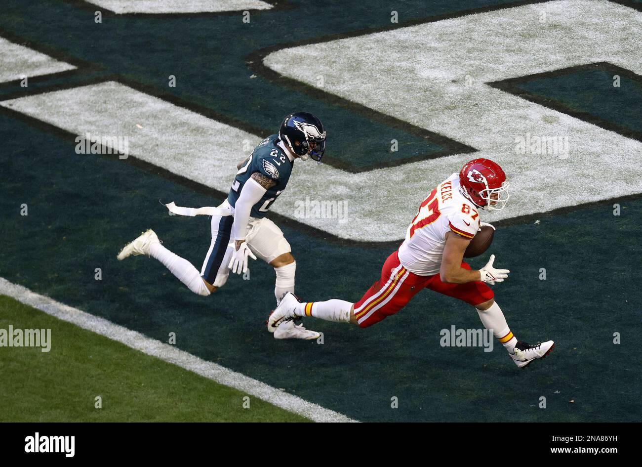 Glendale, Arizona, USA. 12th Feb, 2023. Kansas City Chiefs tight end ...