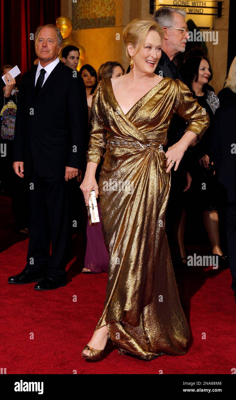 Actress Meryl Streep arrives before the 84th Academy Awards on Sunday ...
