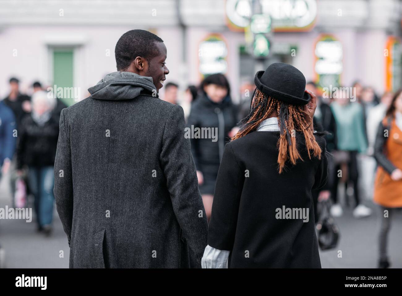 Stylish pedestrians. African American couple Stock Photo - Alamy Stylish pedestrians. African American couple Stock Photo - Alamy